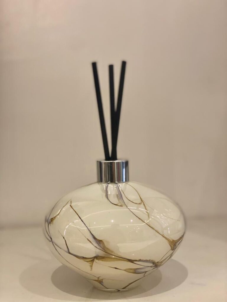 Hand Made Oval Shaped Reed Diffuser Bottle/Flower Vase - Adlimnet